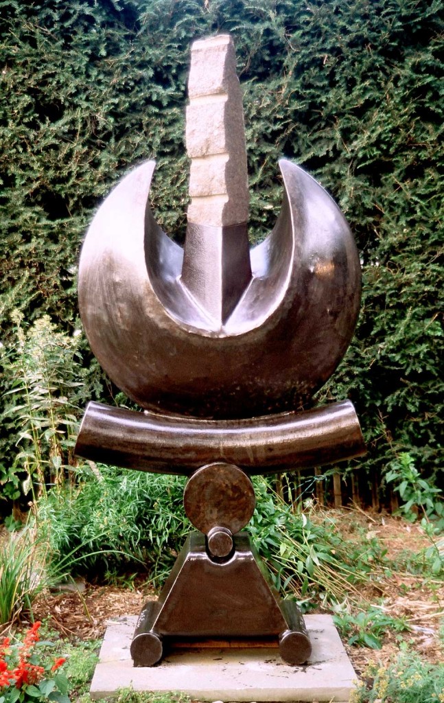 Totems Gallery – Stone & Steel